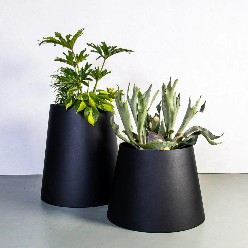 Planters – Kanju Interiors