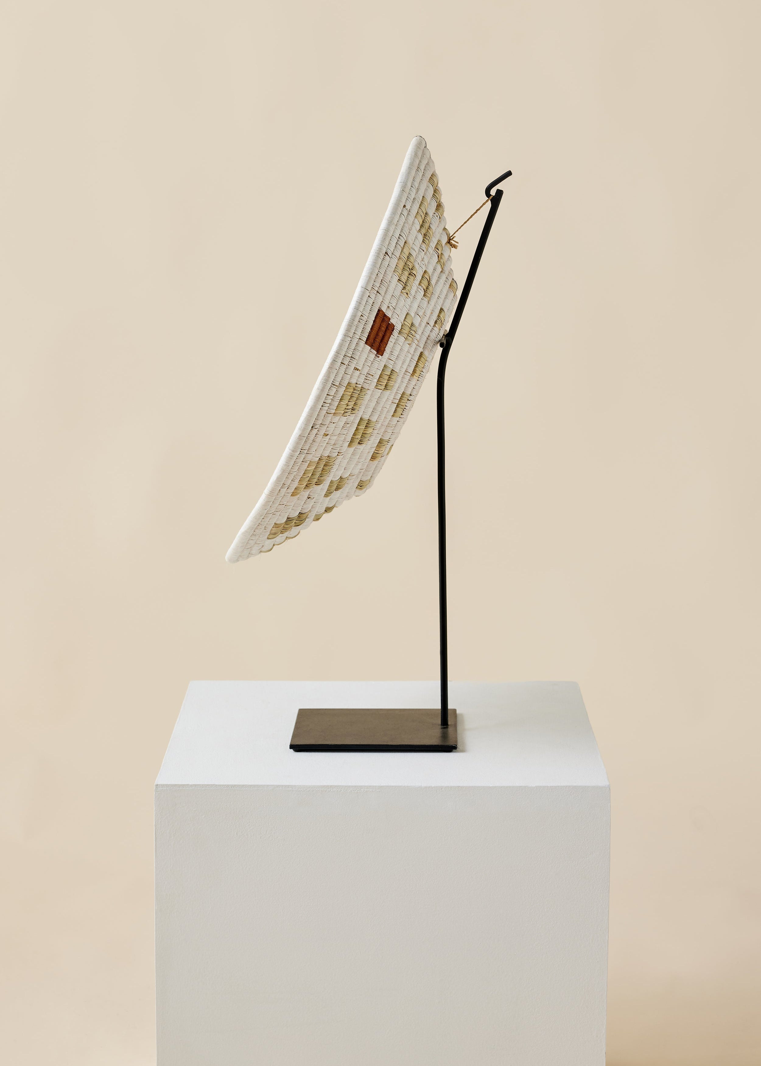 Basket Display Stand – Kanju Interiors