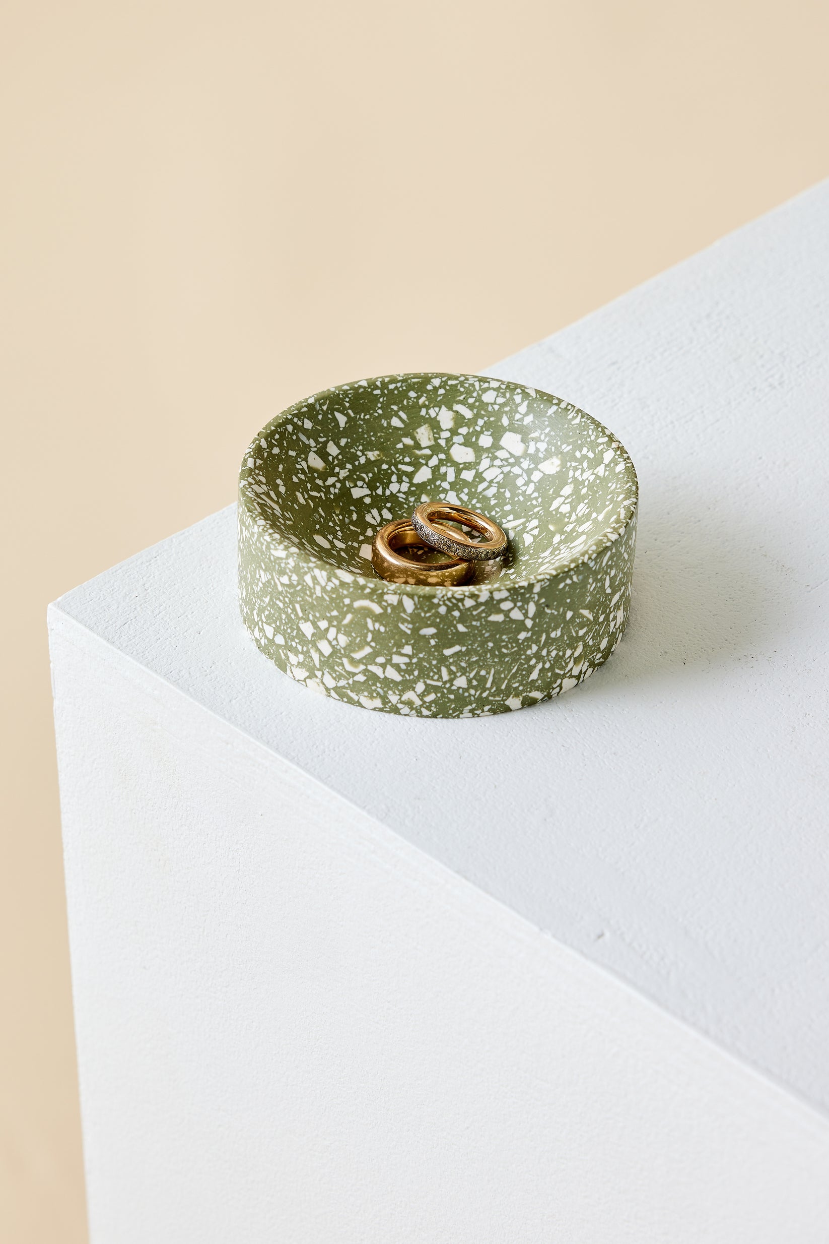 Olive Terrazzo Trinket Bowl – Kanju Interiors